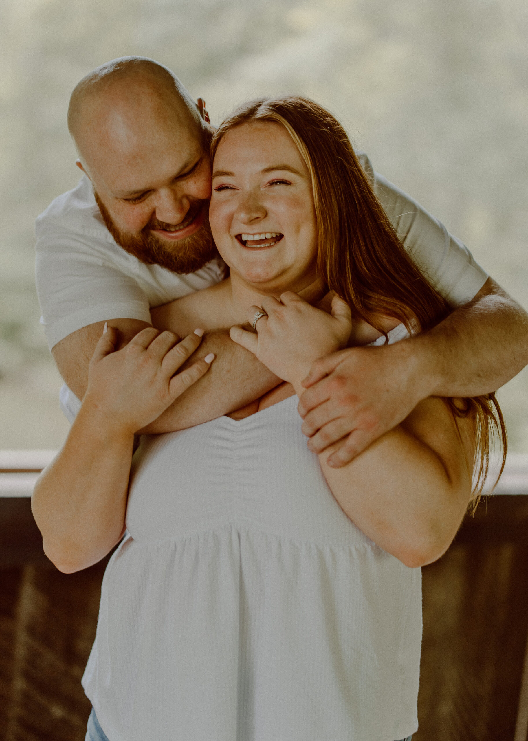 Top Tips for Couples for Perfect Engagement Photos | aprilgraberphoto.com