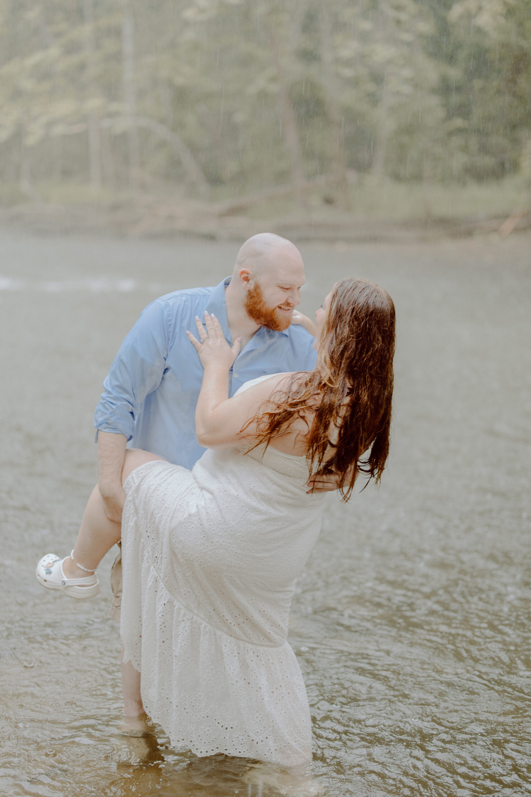 Top Tips for Couples for Perfect Engagement Photos | aprilgraberphoto.com